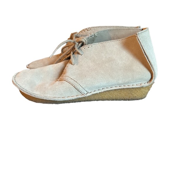 Clarks | Shoes | Clarks Natural Crepe Sole Leather Moccs | Poshmark